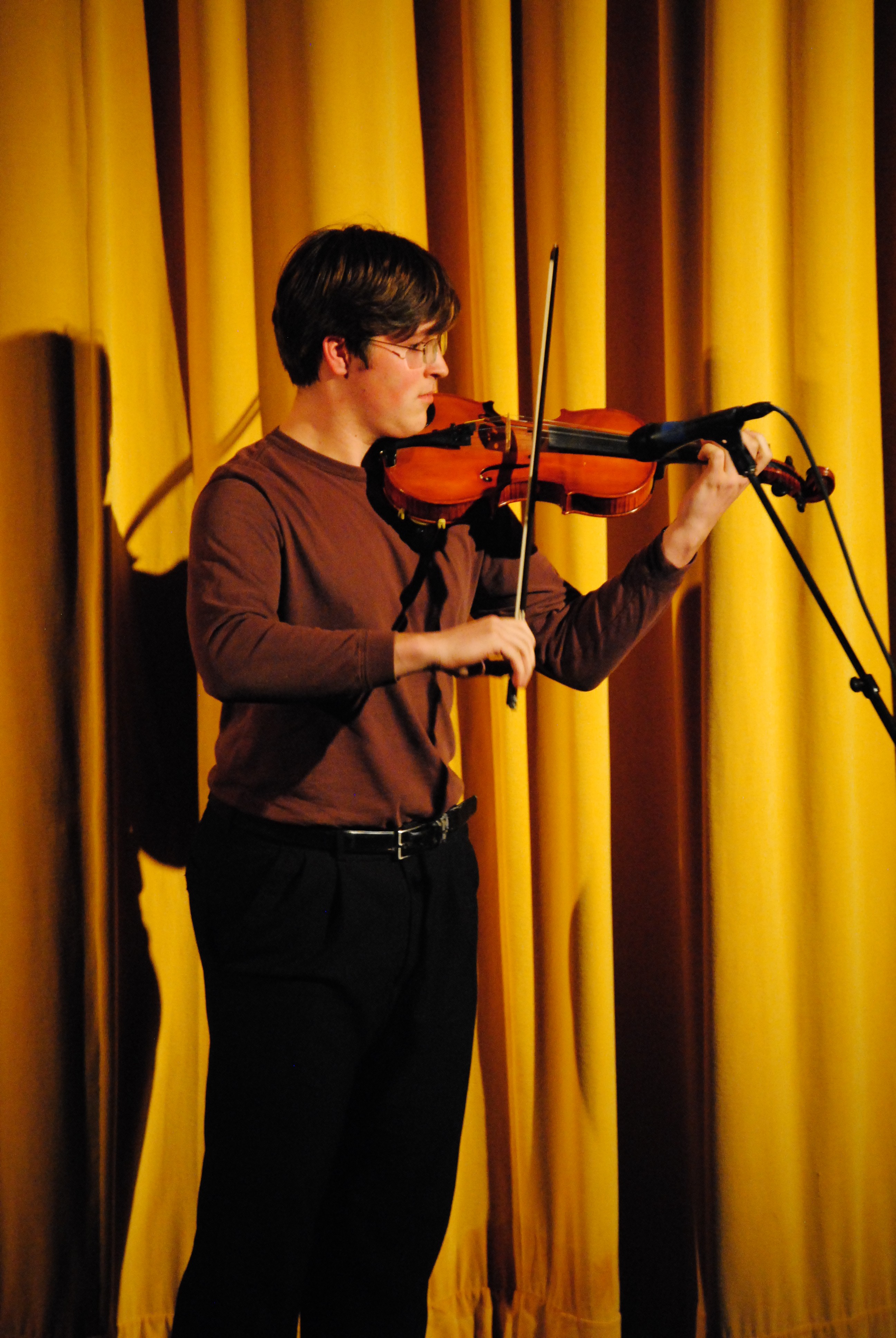 Cedars | New Student Talent Show